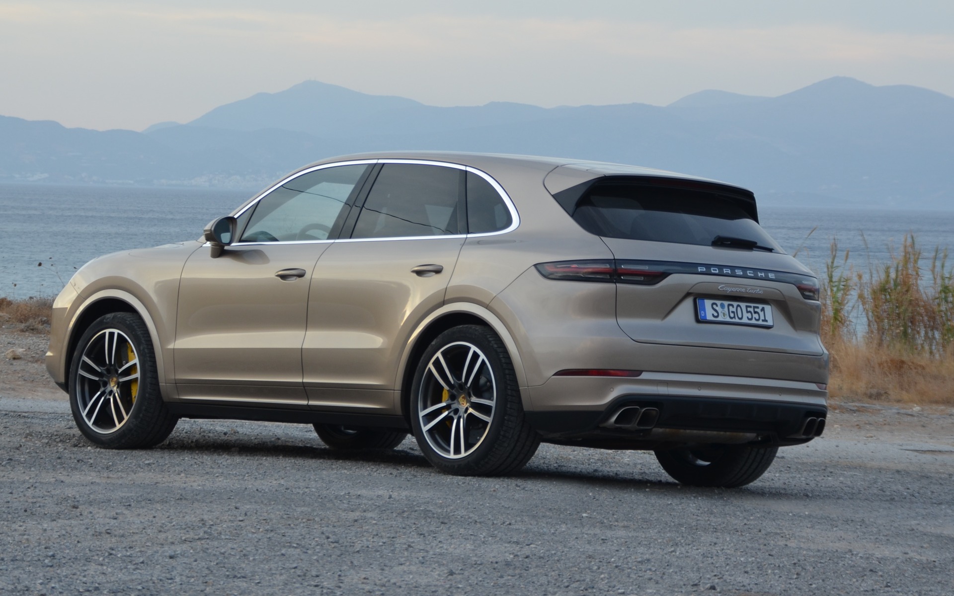 2019 Porsche Cayenne: A Little Bit of Panamera, a Lot of 911 - 2/17