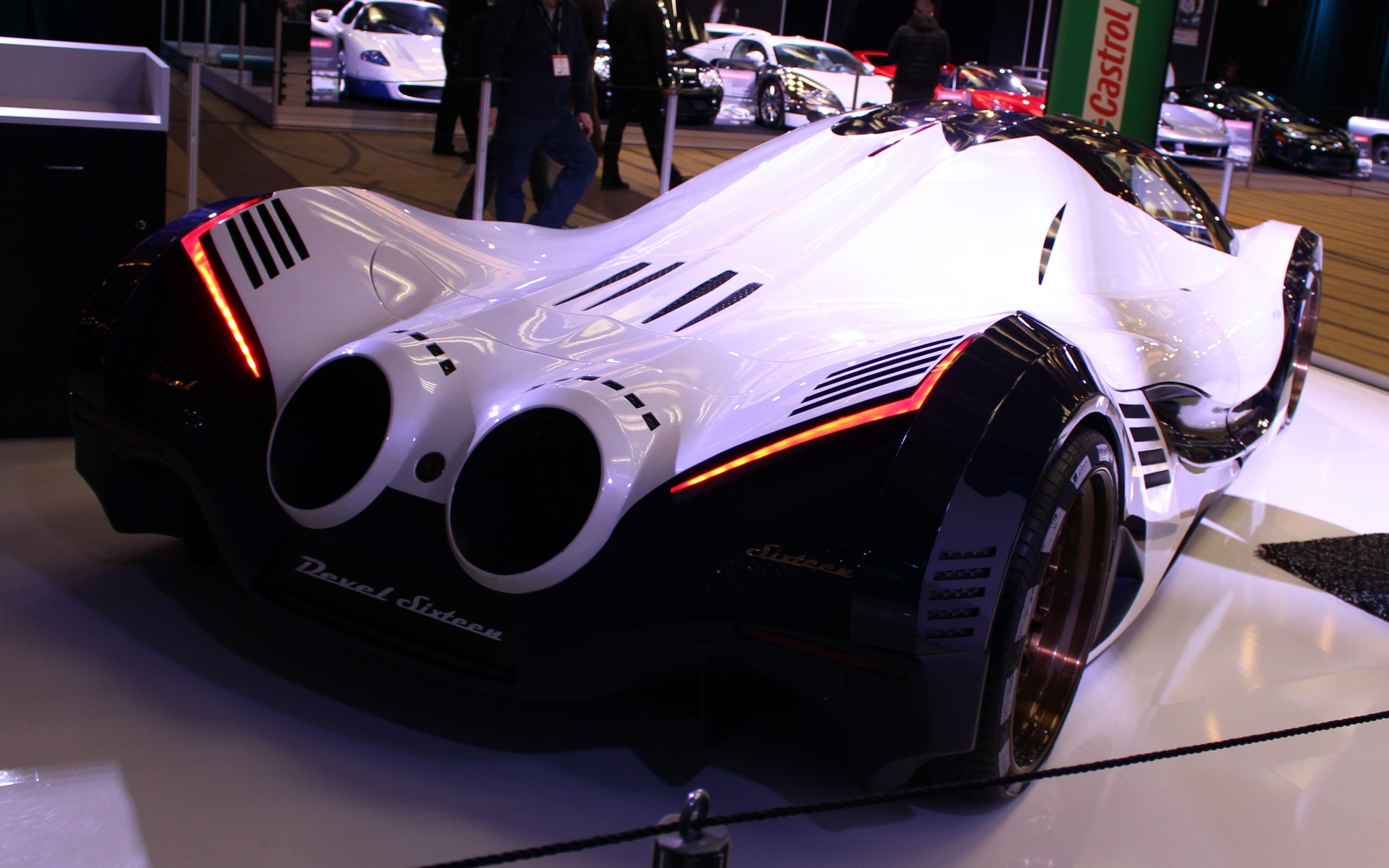 Devel Sixteen Makes North-American Debut at the Toronto Auto Show - 4/11