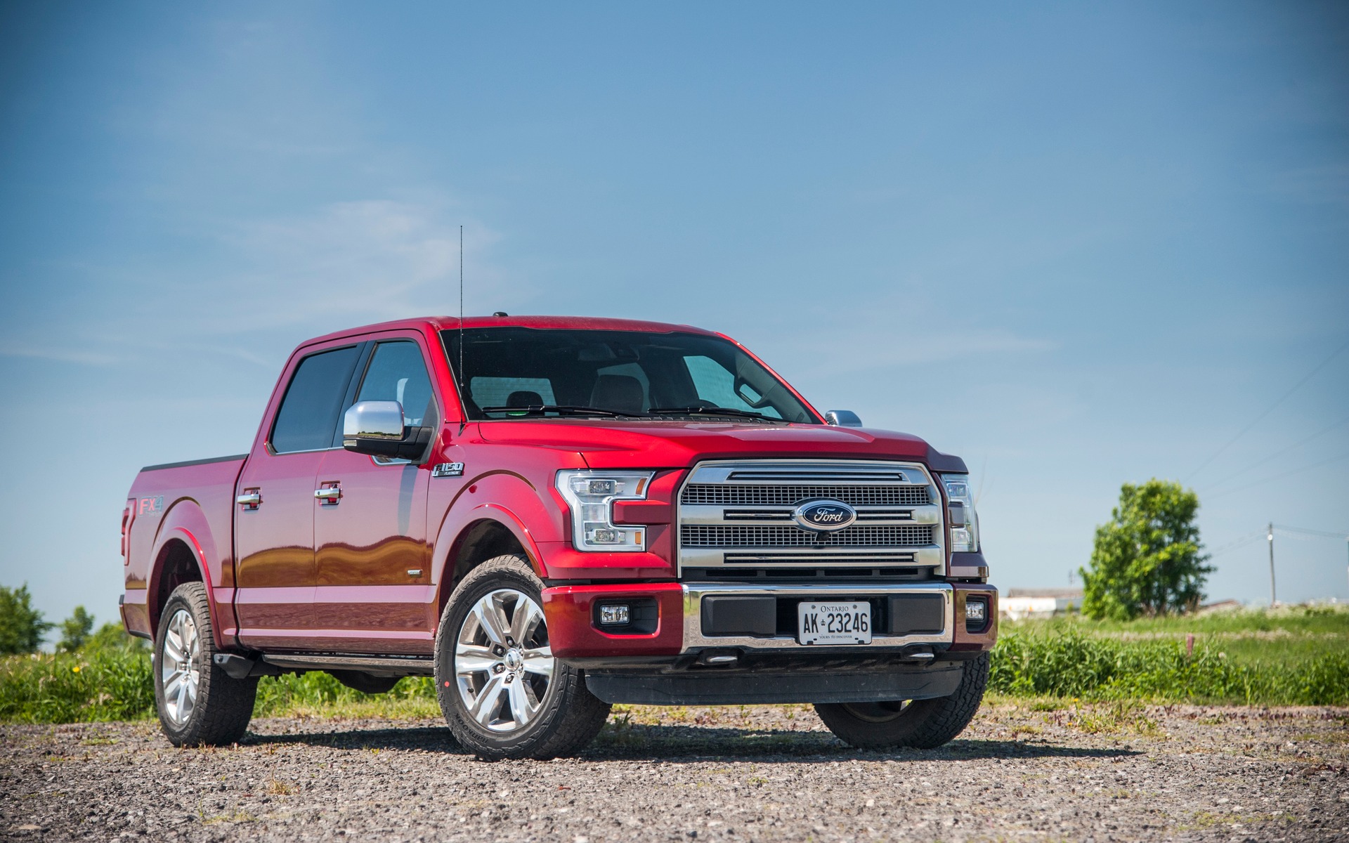 2017 Ford F-150 4WD SuperCrew 157" XLT Specifications - The Car Guide